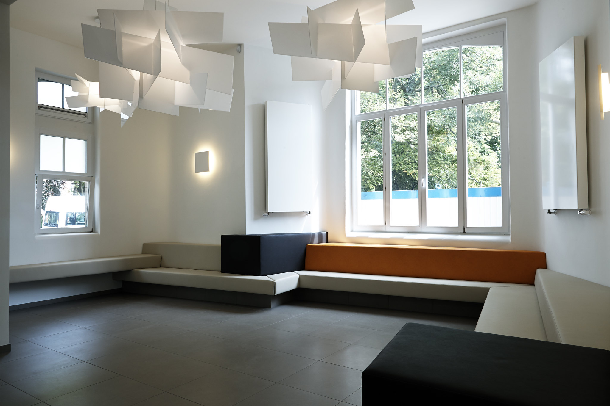 CTR Brugmann - Réalisation Médical de Damien Wuidar garnisseur et tapissier